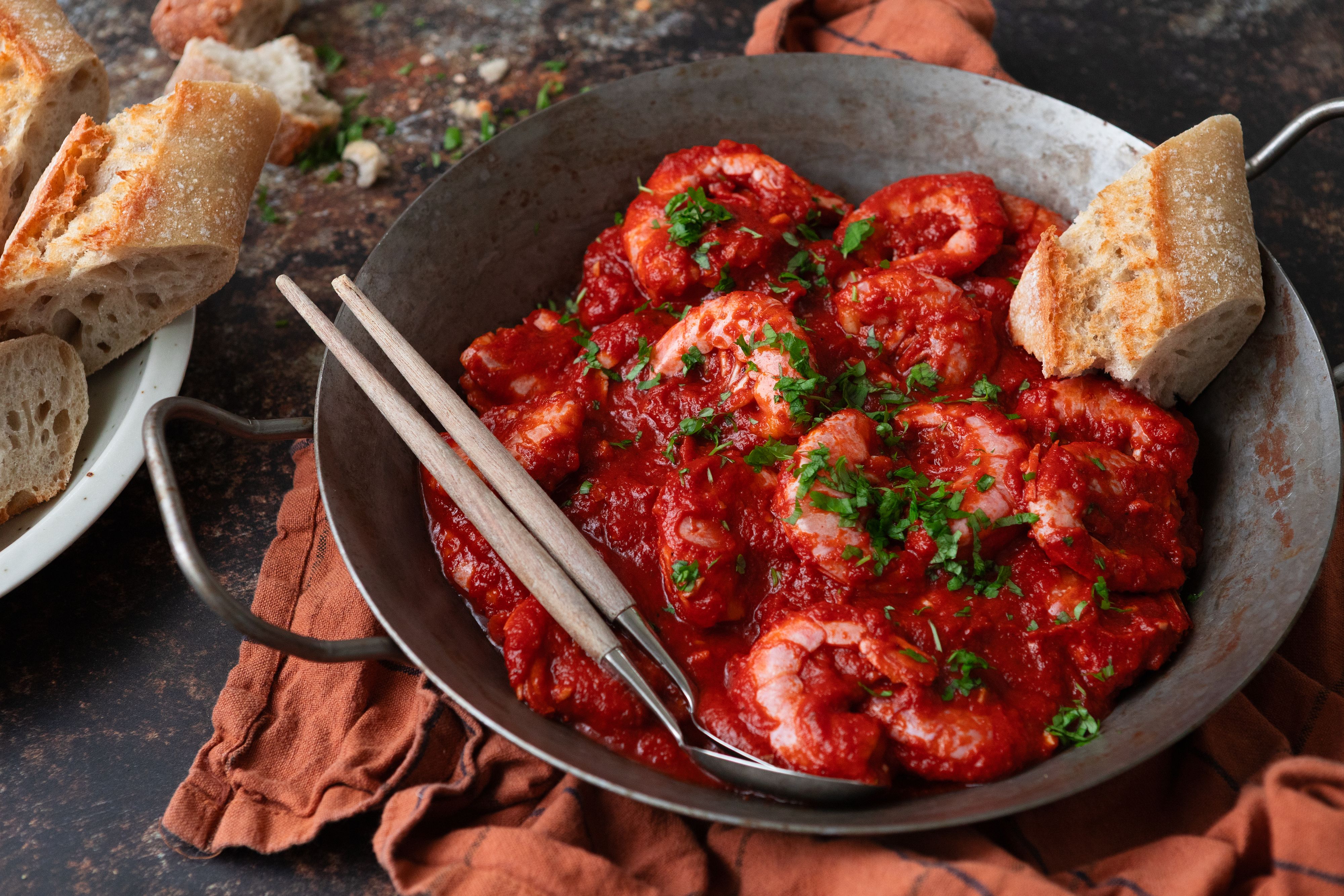Argentinske villreker i tomatsaus – Nydelig tapasrett | Oppskrift