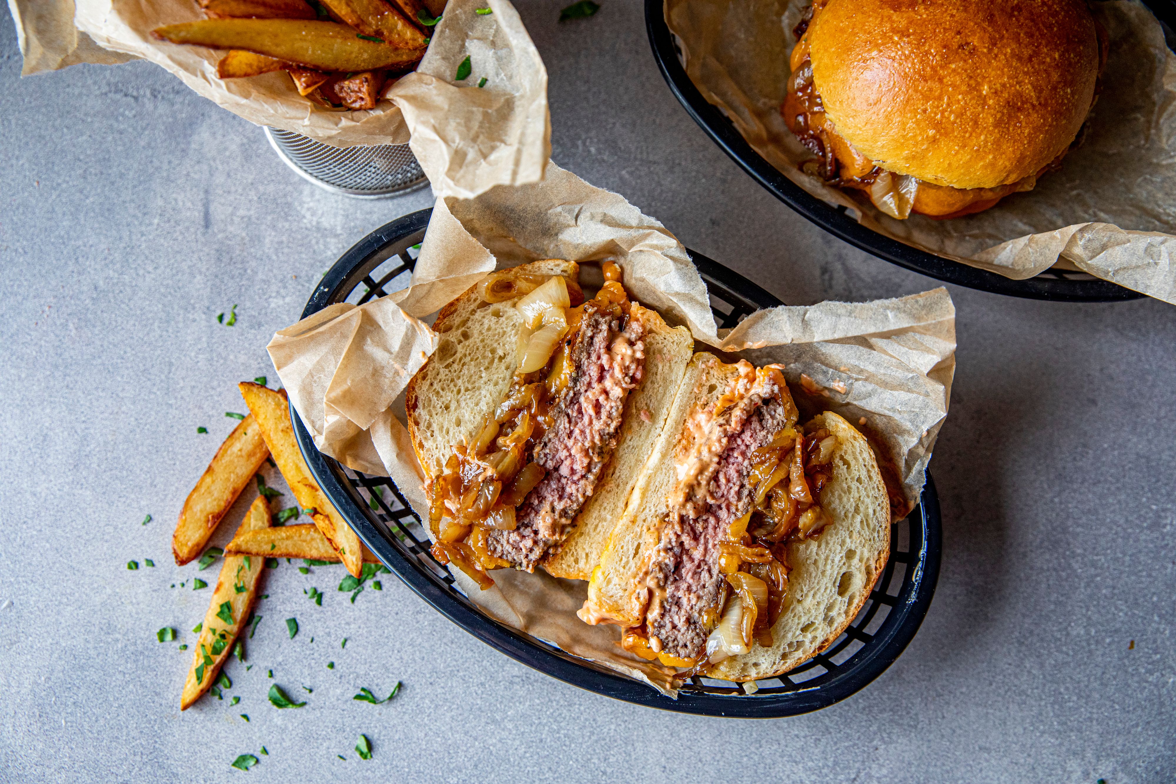 Hjemmelaget hamburgerdressing | Oppskrift