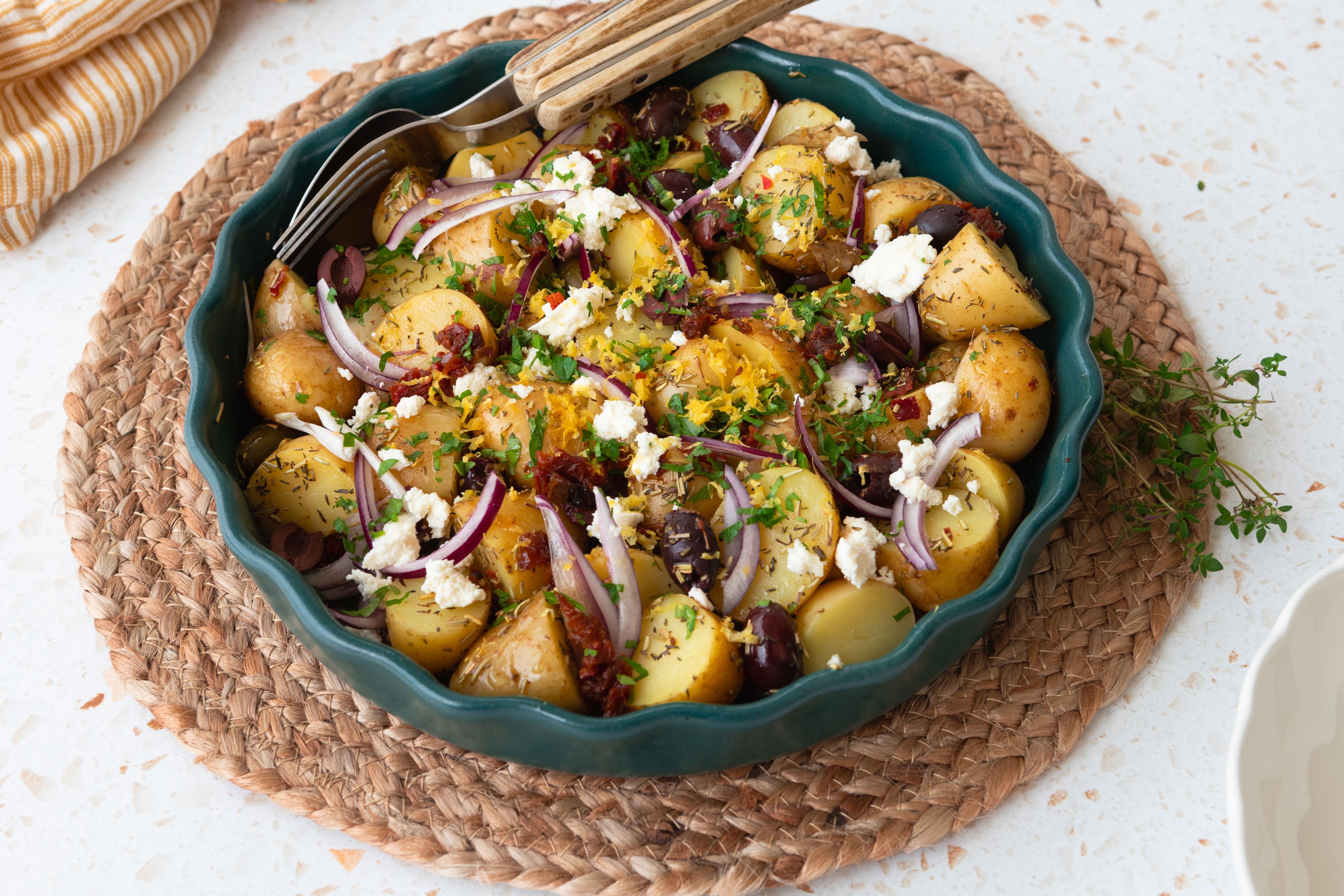 Tilbehør til laks: Se alt du kan servere til fisken | Godt.no